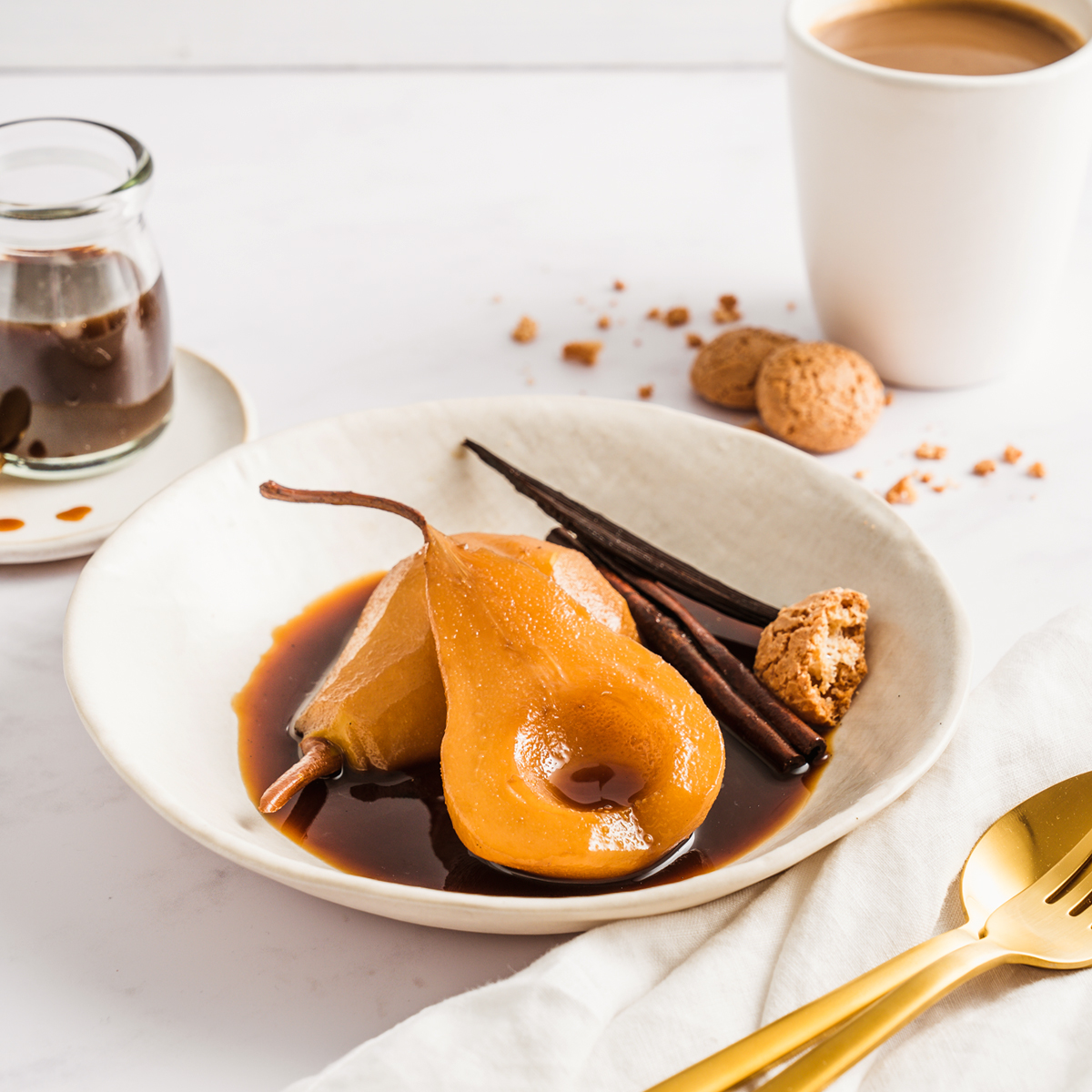 Poached Pears in Coffee Sauce | Moccona NZ